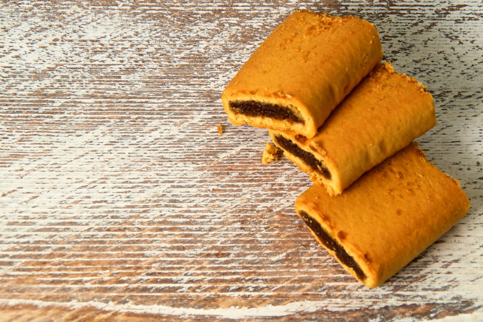 Can Dogs Eat Fig Newtons? Advice For Concerned Dog Owners